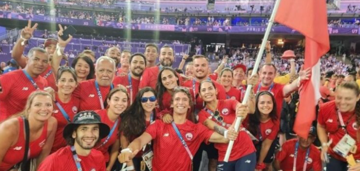 Foto grupal y raudo paso de abanderados: así vivió el Team Chile la ...